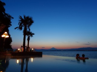 Enoshima Island Spa: Mineral-rich Hot Spring In The Pool Area